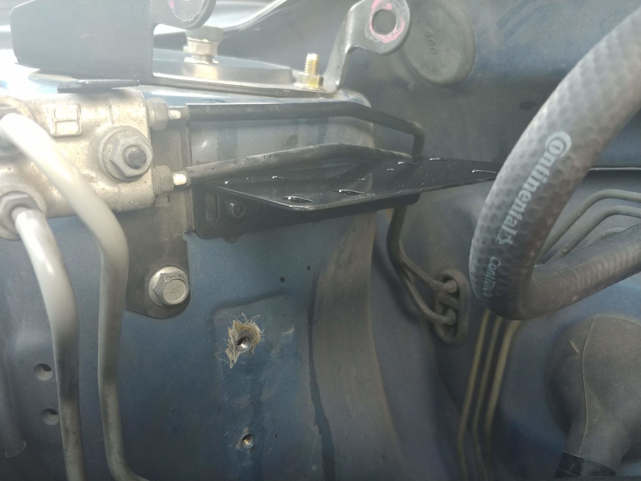 How to Install an Oil Catch Can – Step-By-Step With Diagram & Parts ...